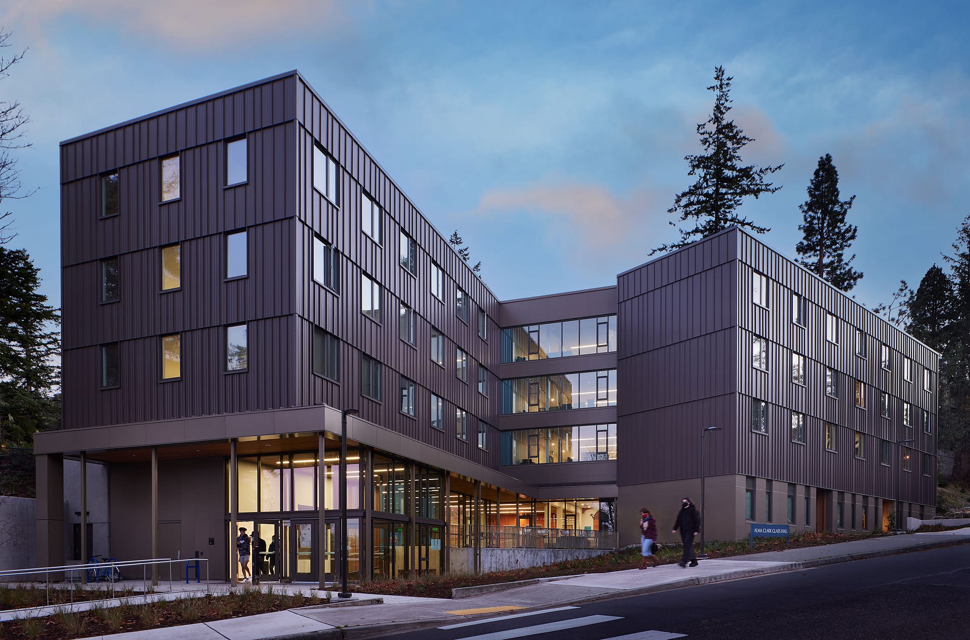 WWU Alma Clark Glass Hall