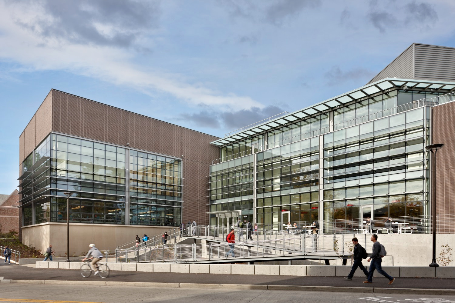 UW Husky Union Building Modernization - Coughlin Porter Lundeen